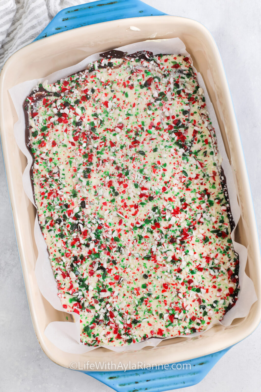 Easy Peppermint Bark Recipe